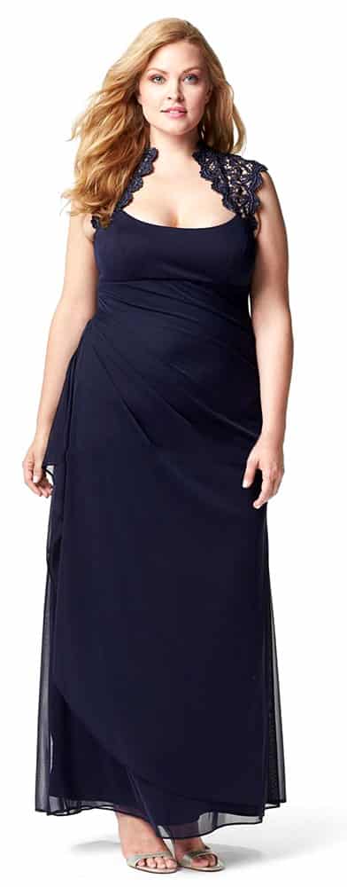 How to Find the Most Flattering Neckline - Curvy Guide